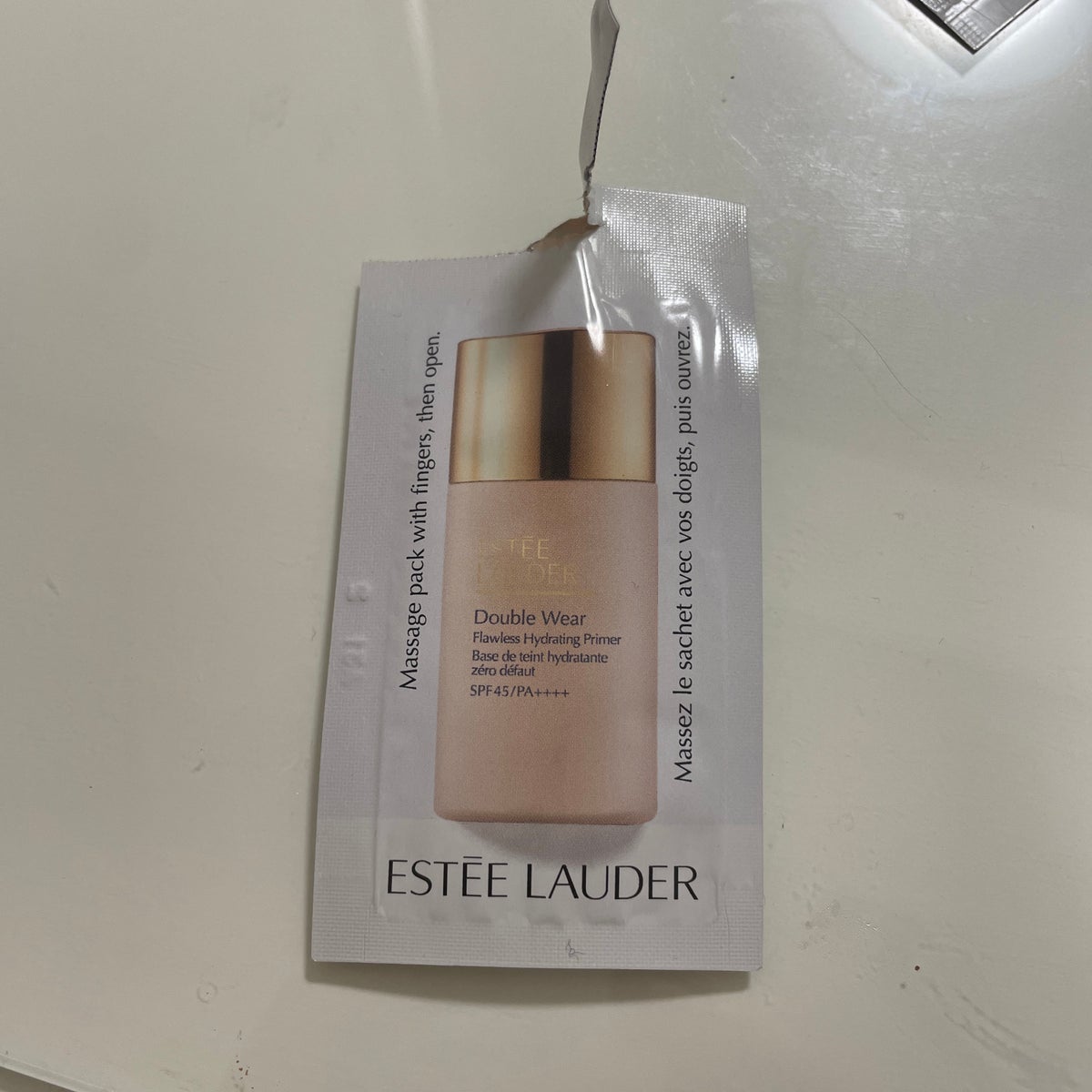 ダブル ウェア フローレス ハイドレーティング プライマー|estee Lauderの口コミ ランコムクッション、 パーフェクトダイアリー