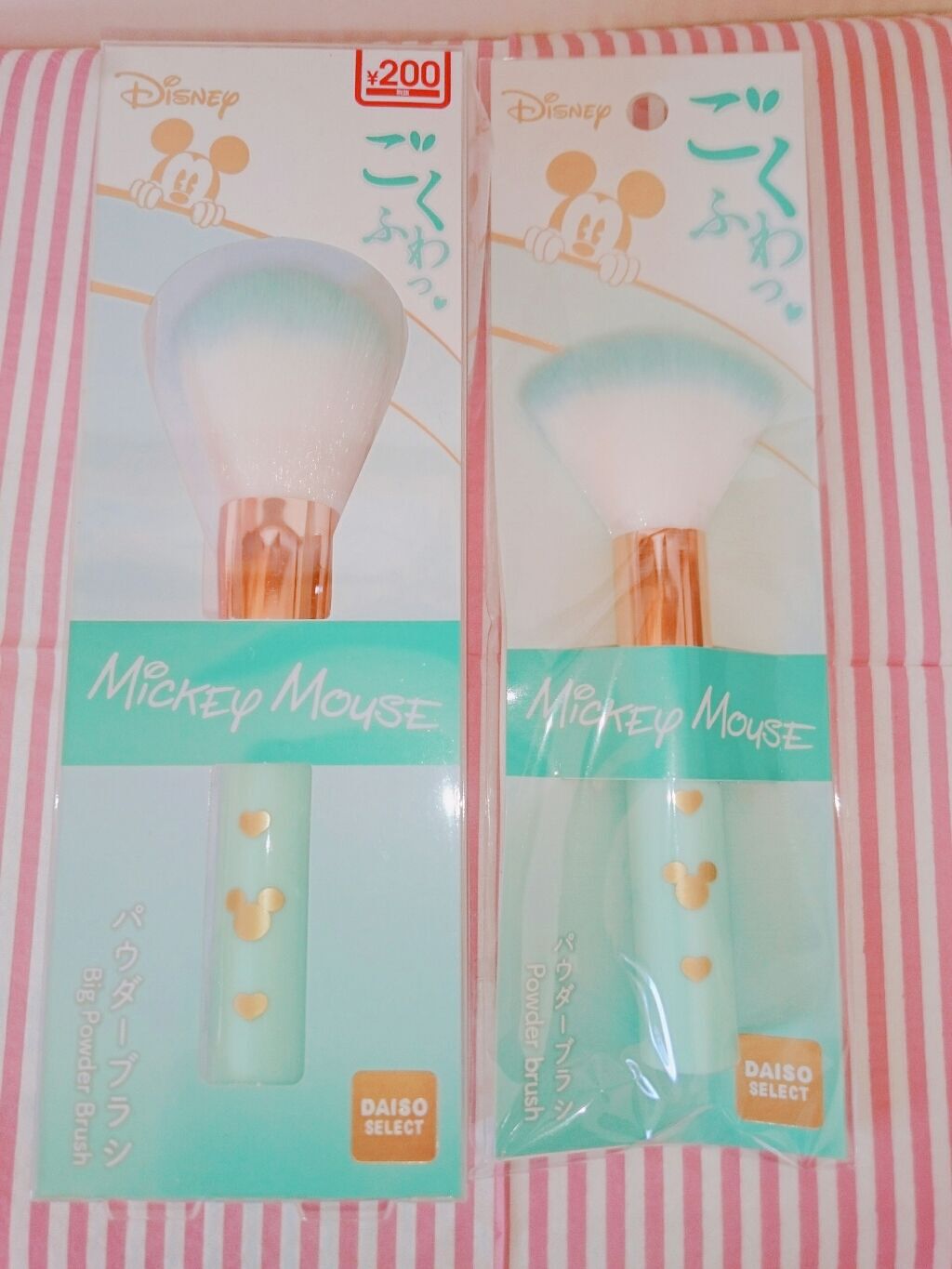 ごくふわっ ミッキーブラシ|daisoの口コミ 超優秀!100均で買えるおすすめメイクブラシ!🌹daiso ごくふわ ミッキーメイクブラシ
