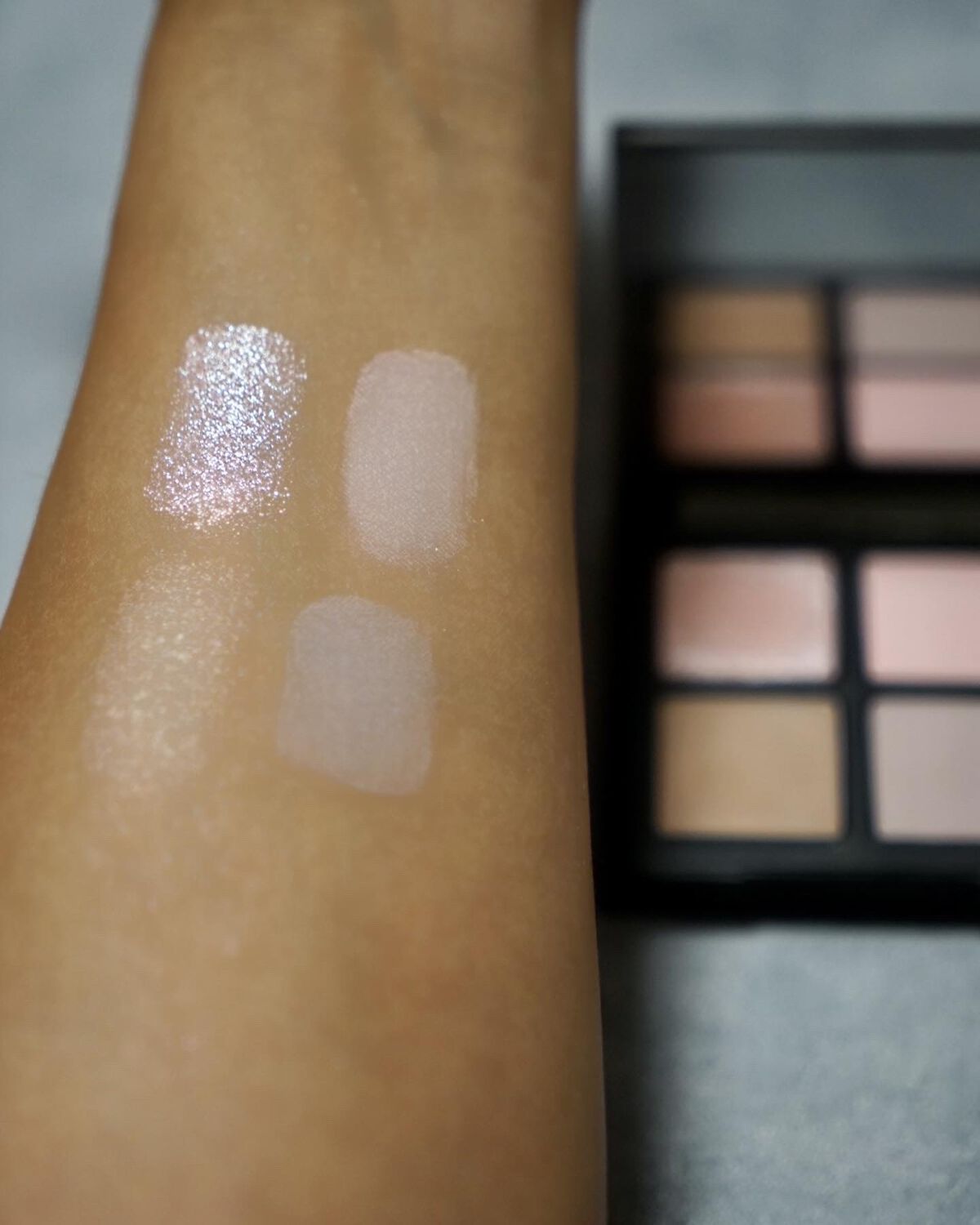 Colorful Eye Palette|namingの口コミ ブルベにおすすめのパウダーアイシャドウ!/ クールでカッコいい いろんな