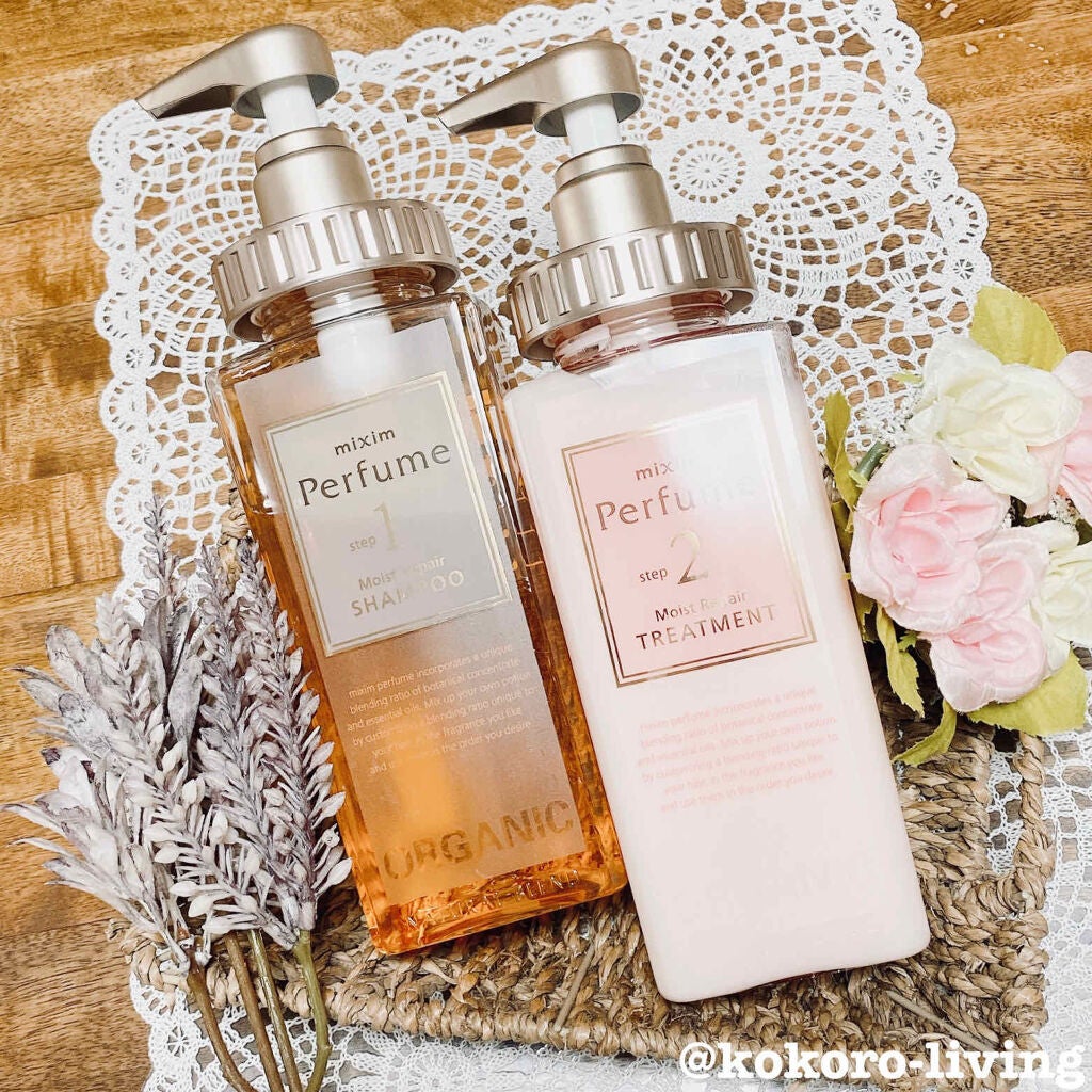 Mixim Perfumeのシャンプー・コンディショナー モイストリペア シャンプー他、2商品を使った口コミ「香りに特化したヘアケアシリーズの