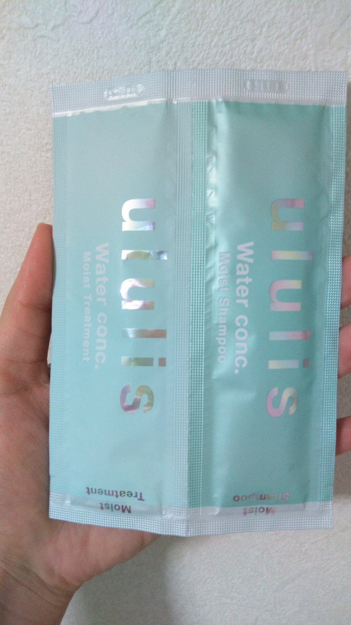 ウォーターコンク モイストシャンプーヘアトリートメント|ululisの口コミ これも最近使って良かったもの!ウルリスは青 By Sapi