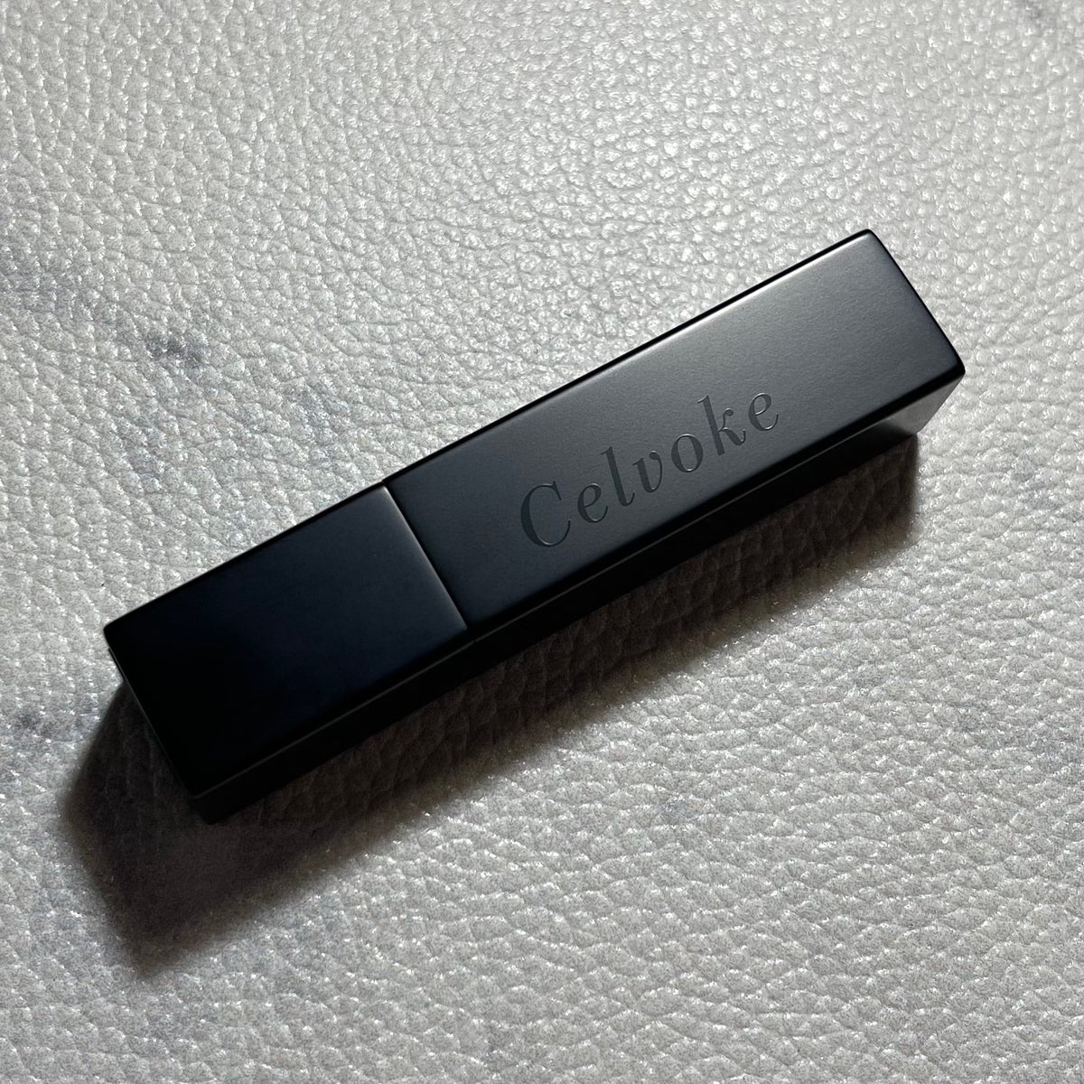 リベレイティッドマットリップス|celvokeの使い方を徹底解説 【使った商品】 Celvoke セルヴォーク By 稲猫(とうびょう