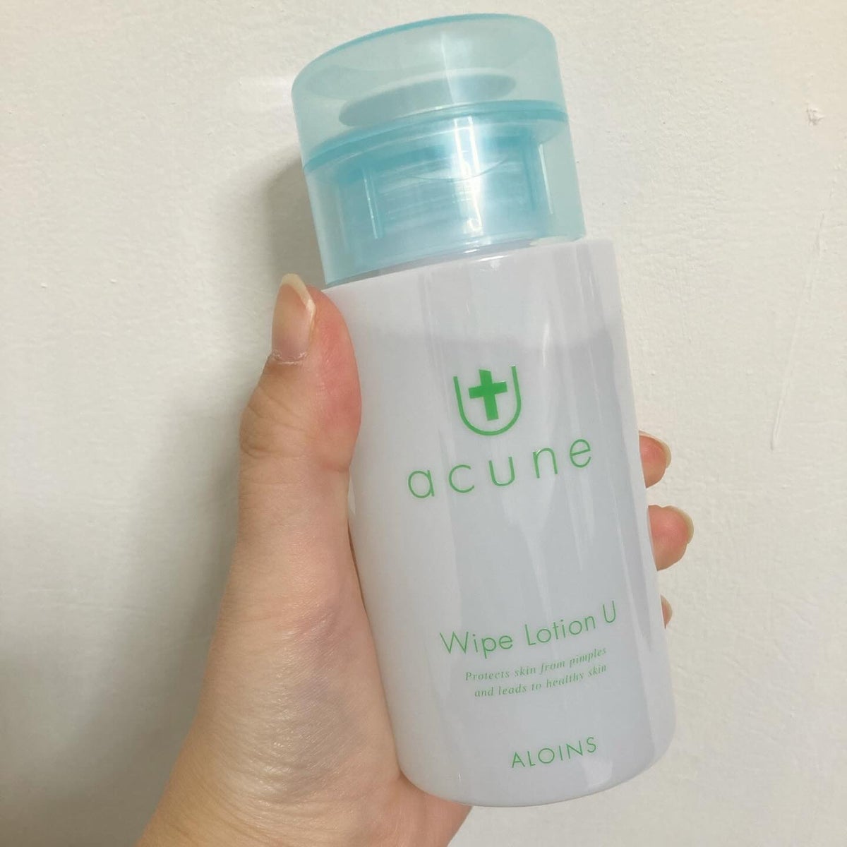 アキュネ 薬用ふきとりローションu|アキュネの口コミ ニキビケアにおすすめの拭き取り化粧水!年齢、肌に合わせたふきとりローション By