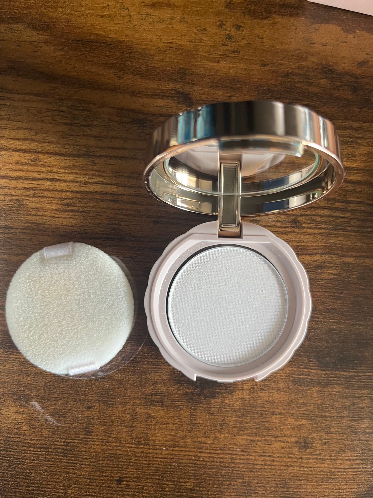 薬用シークレットビューティーパウダー|キャンメイクの口コミ Lipsで気になった商品を購入してみました! By うー敏感肌40代前半