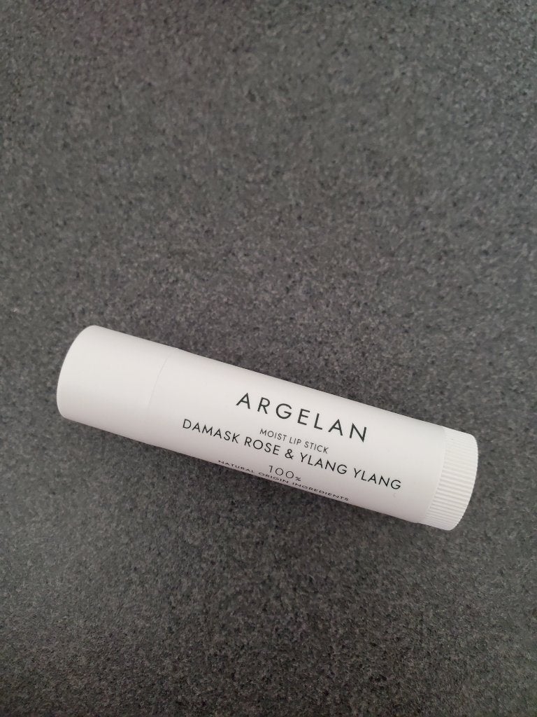 オーガニックモイストリップスティック ダマスクローズandイランイラン|アルジェランの口コミ 《商品名》 アルジェラン オーガニックモイ By
