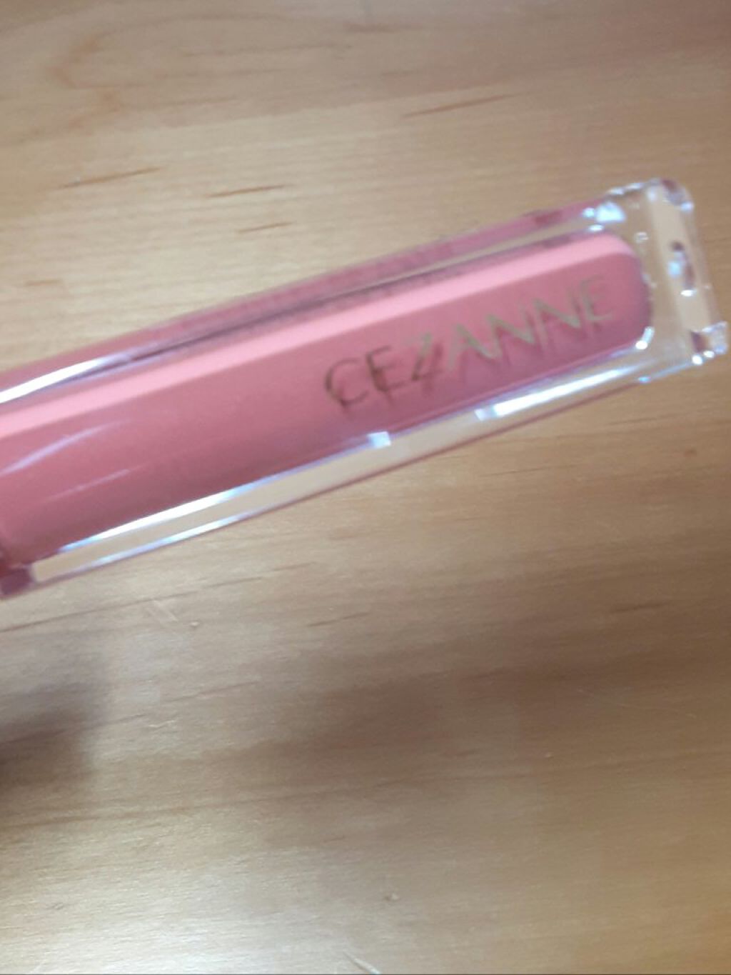 【限定リップグロス】ジェルグロスリップ|cezanneの辛口レビュー「cezanneグロスです! 期間限定の色もあるそうです! 」 By
