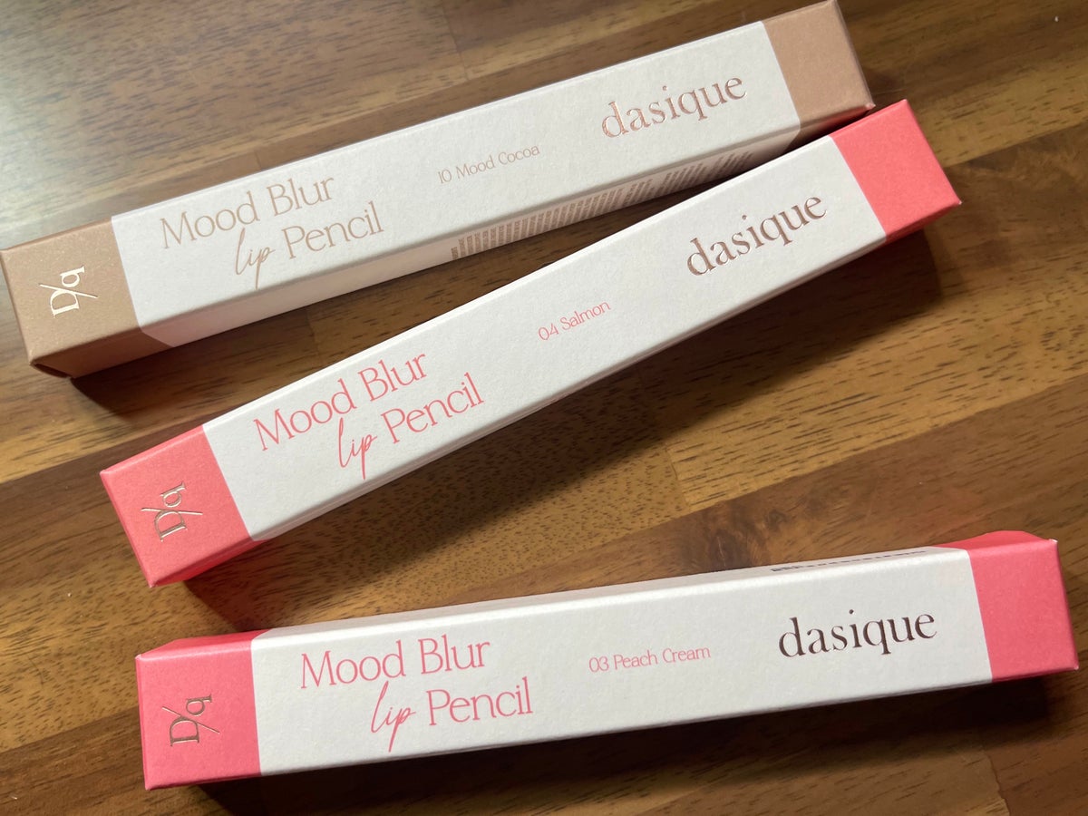 Dasiqueの口紅・グロス・リップライナー ジューシーデュイティント&ムードブラーリップペンシルを使った口コミ 怒涛のリップ3本買い🤣🤣🤣