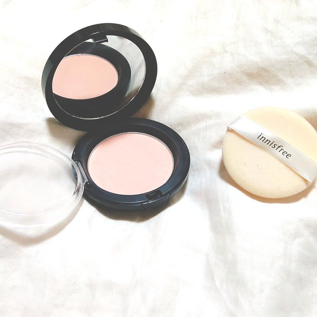 ポアブラー パクト|innisfreeの口コミ ブルベにおすすめのプレストパウダー!ブルベがすすめるすっぴんパウダー By 冬の顔