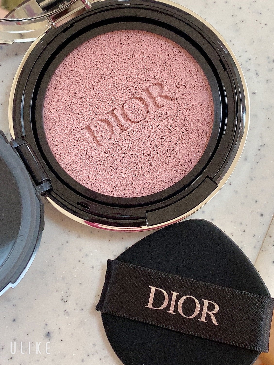 ディオールスキン フォーエヴァー クッション ケース(数量限定品)|dior他、1商品を使った口コミ Dior ディオールスキン