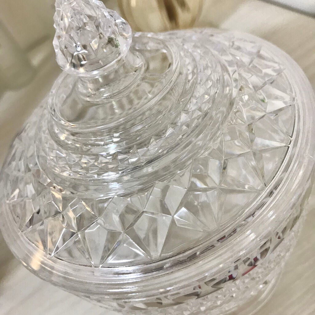 ガラス小物入れ|daisoの口コミ 超優秀!100均で買えるおすすめコスメ!【お姫様になれる💎 】 どうも~お麩です~!! By お麩