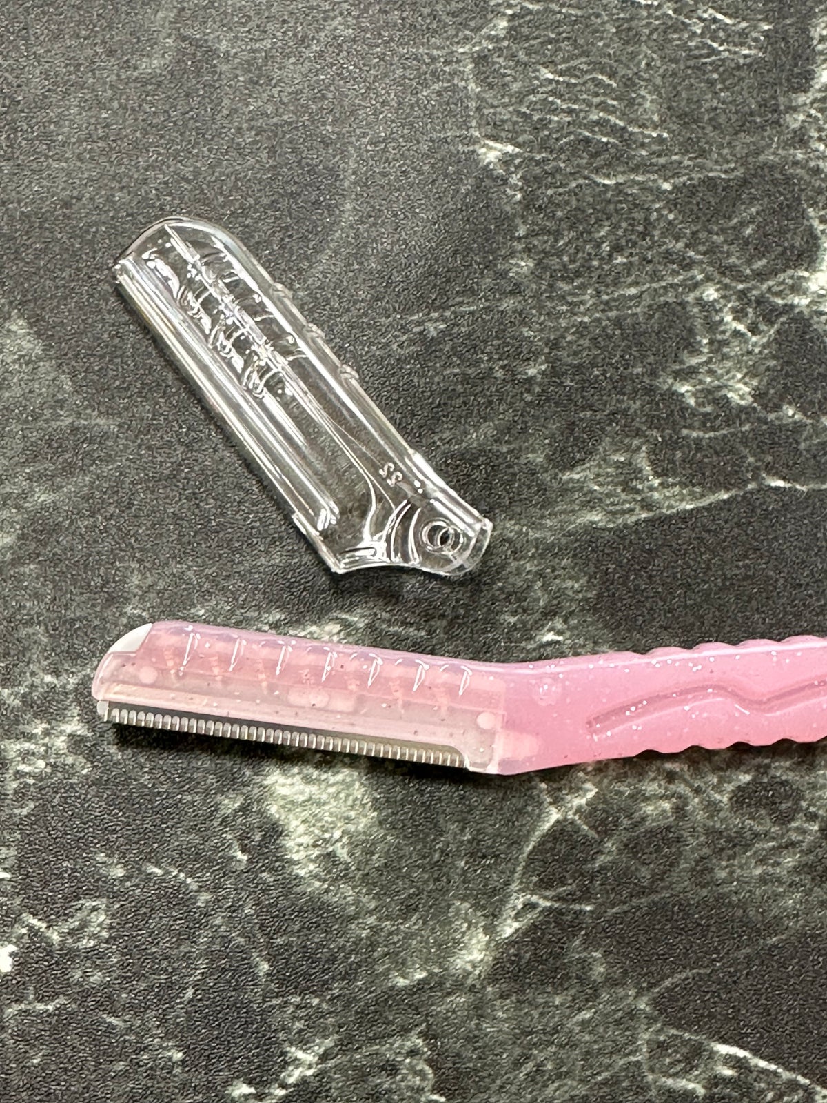 ピアニィ敏感肌 フェイス用 ガード付|ピアニィの口コミ ⭐️顔用カミソリ⭐️ いつも決まったカミソ By みさ800件レビュー済み🌸