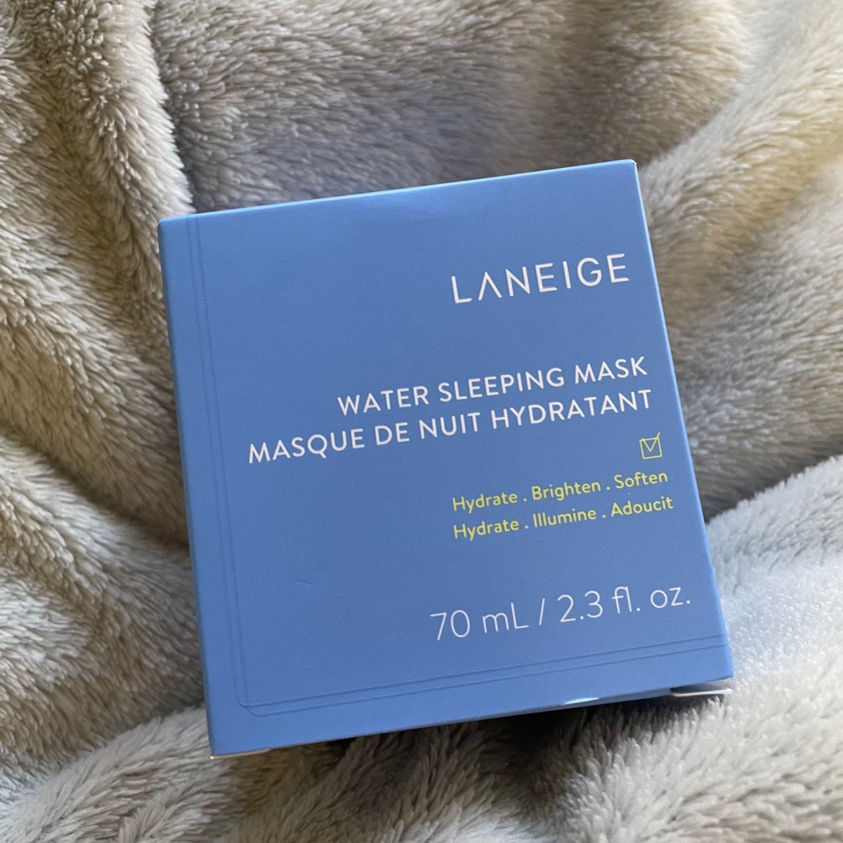 にやにや猫 On Lips 「laneige ウォータースリーピングマスク 」 Lips