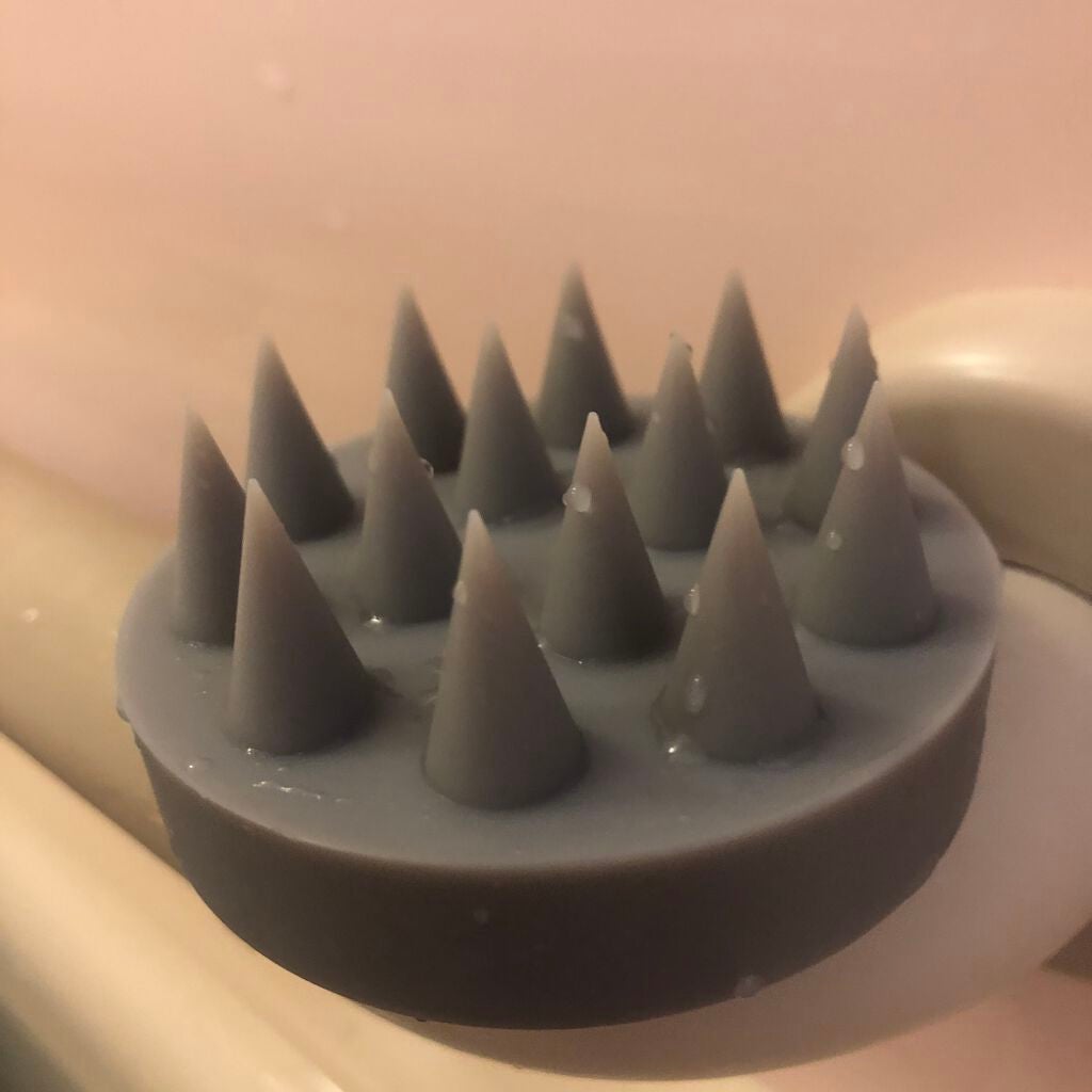 頭皮マッサージブラシ|北麓草水の口コミ ︎北麓草水 頭皮マッサージブラシ By ぴの混合肌20代前半 Lips