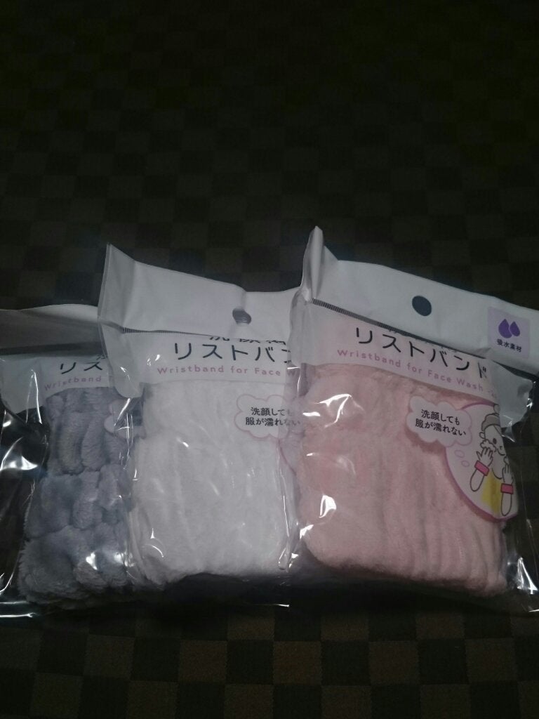 洗顔用リストバンド|セリアの口コミ セリア 洗顔用リストバンド By 真那💜元美容部員混合肌40代後半 Lips
