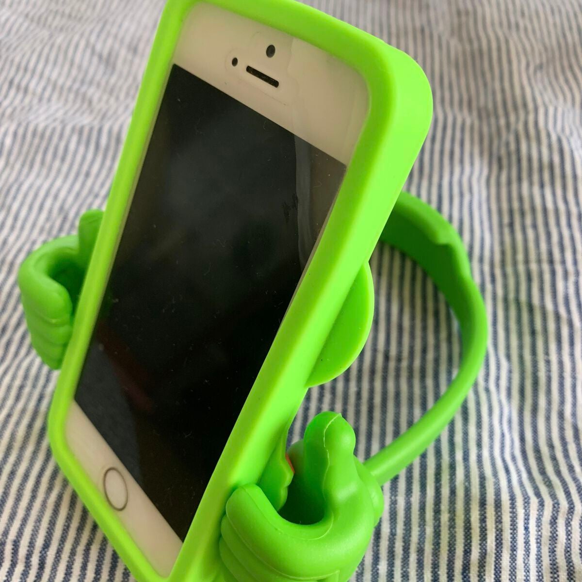 スマホスタンド|キャンドゥの口コミ 超優秀!100均で買えるおすすめコスメ!最近ショップリストで買い物した時 By ぽちこ日常趣味垢
