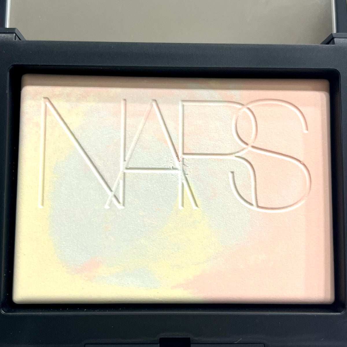 ライトリフレクティング プリズマティックパウダー|narsの使い方を徹底解説 待ちに待ったマーブルリフ粉の再販💐💖 By ひ🍁フォロバ中