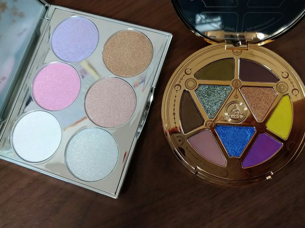 Susisuのパウダーアイシャドウ Goddess 9 Eyeshadow他、1商品を使った口コミ Susisu フェアリーハイライト