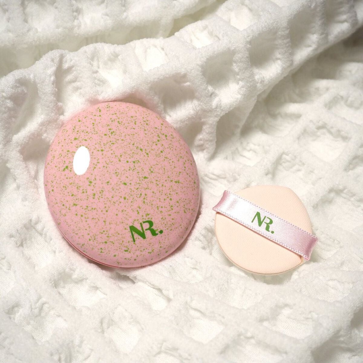 Probioエッセンスクッション|ネイチャーリパブリックの辛口レビュー ピンクのかわいいコンパクトは、probio エッセンスクッション