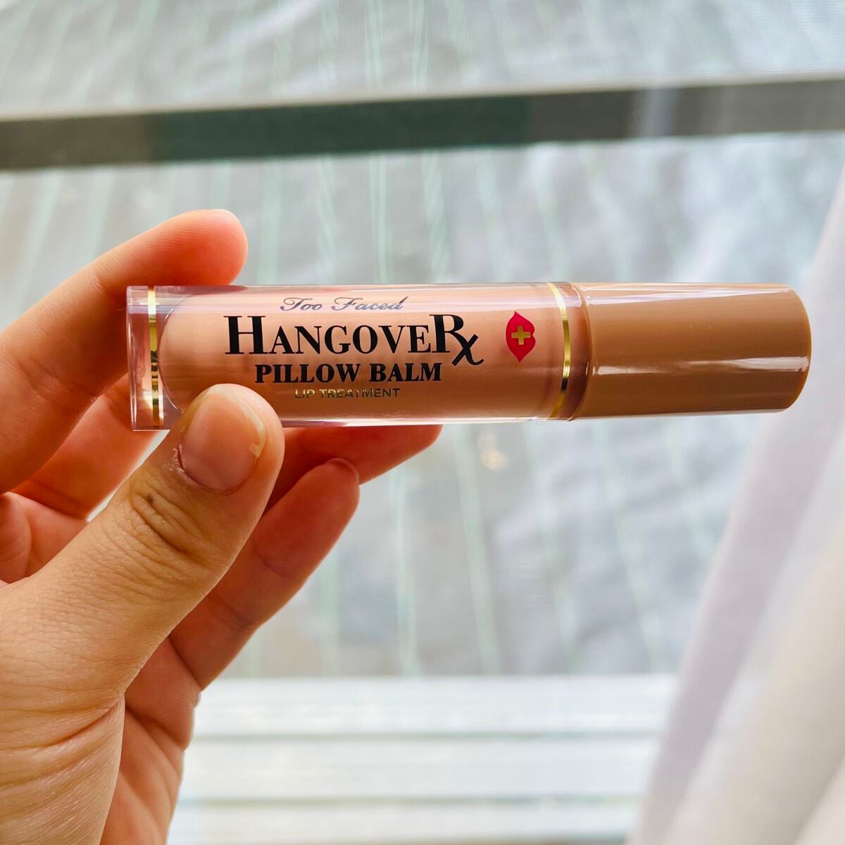 サラダ軍艦🐲 On Lips 「〜朝まで保湿感が長続き〜 トゥーフェイスドハングオーバー 」 Lips