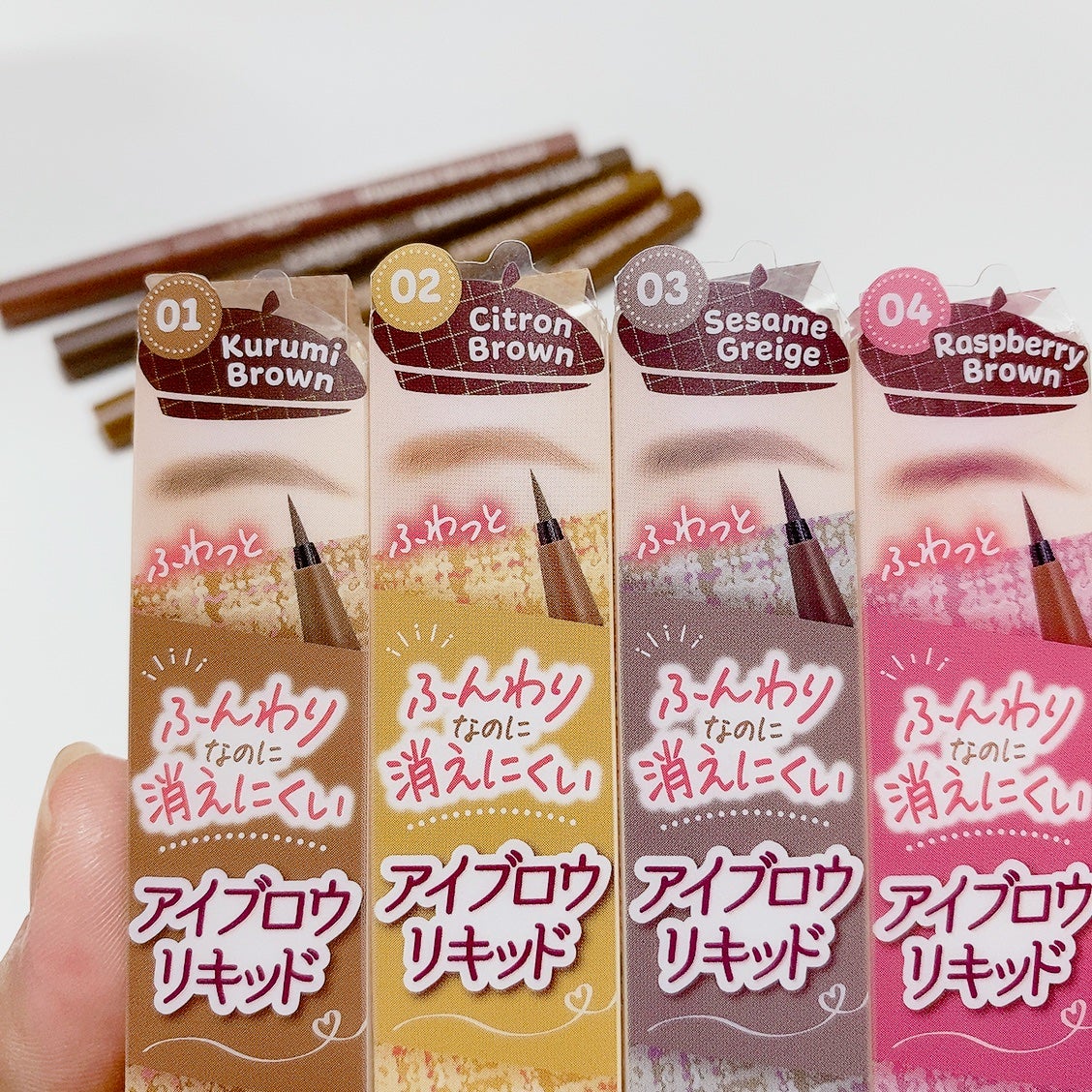かぽ On Lips 「canmake 新作‼️ フローレスブロウリキッド全色レビュー 」 Lips
