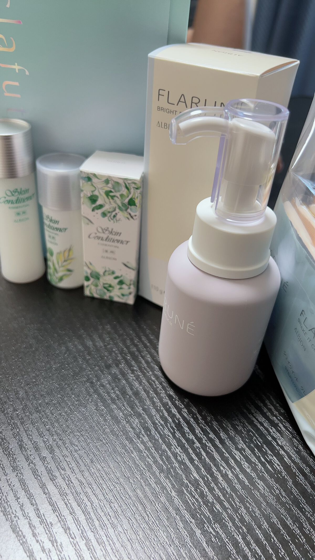 Albionのスキンケア・基礎化粧品 薬用スキンコンディショナーエッセンシャル N他、2商品を使った口コミ「本日の購入品🥰 限定のミニサイズ