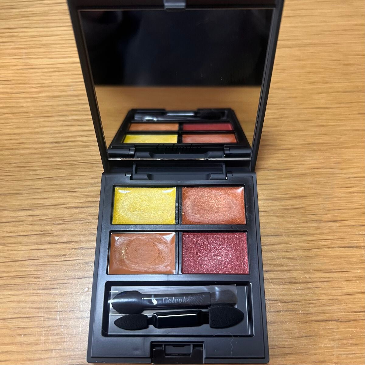 【限定パウダーアイシャドウ】ヴァティック アイパレット|celvokeの口コミ「まだ買えます‼︎ ヴァティック アイパレット Ex03