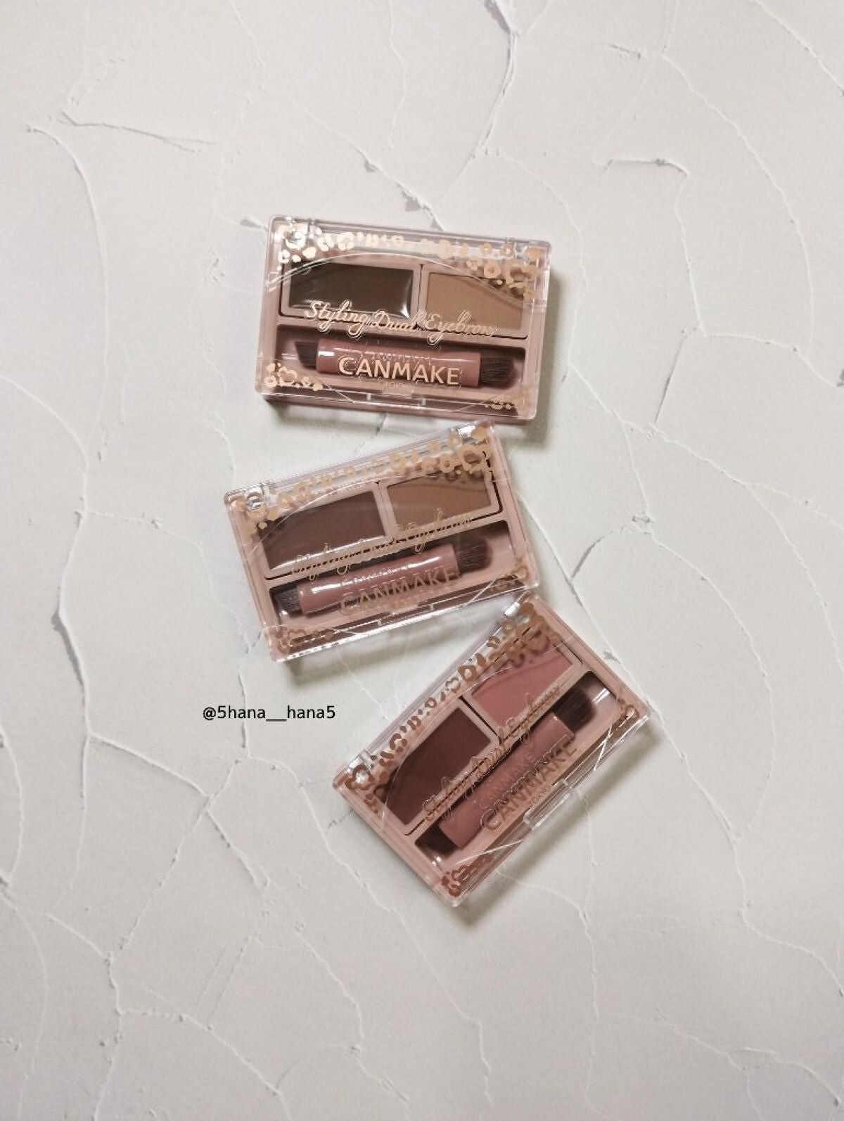 𝙃𝙖𝙣𝙖 On Lips 「canmake スタイリングデュアルアイブロウ 」 Lips