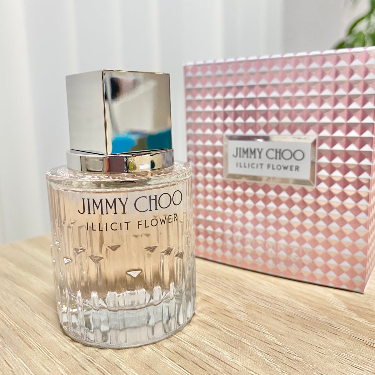 イリシット フラワー|ジミー チュウの口コミ Jimmy Choo イリシットフラワー40m By Nona乾燥肌30代前半 Lips