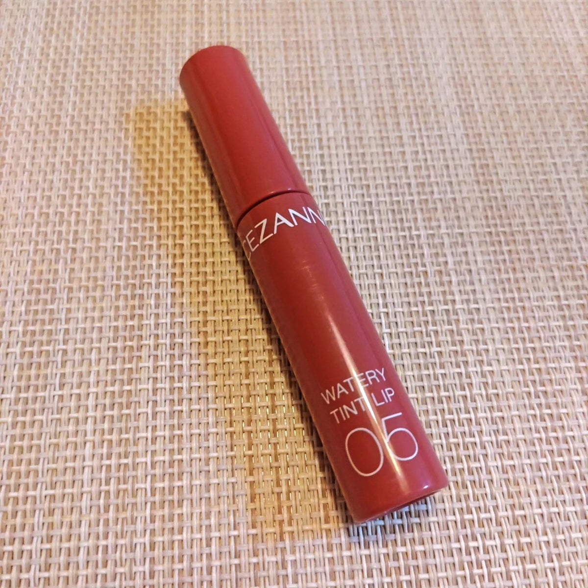 ウォータリーティントリップ|cezanneの口コミ ブルベにおすすめの口紅! 今回は、cezanneのウォータリーティントリップ By