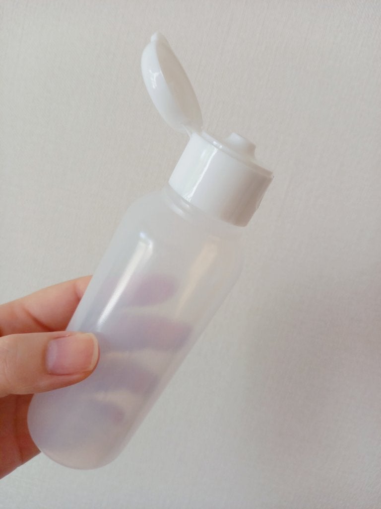ソフトワンタッチボトル|daisoの口コミ 超優秀!100均で買えるおすすめコスメ!daiso ソフトワンタッチボトル By Maya🧡