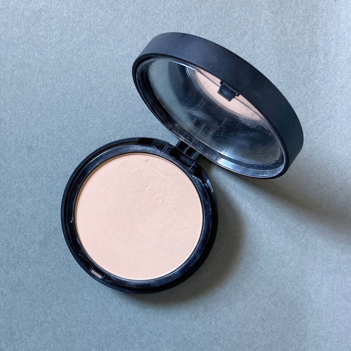 ベアプロ パウダー ファンデーション|baremineralsの口コミ ベアミネラル『ベアプロ パウダーファンデーション』03 シャンパン