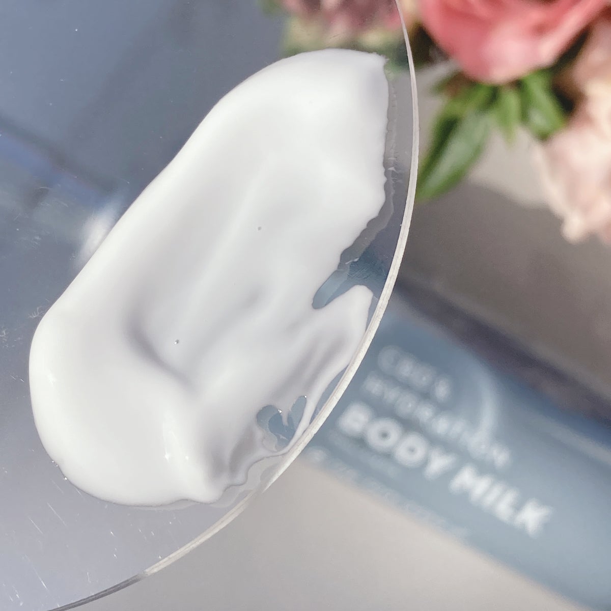 Oim On Lips 「 エイトザタラソ ユー Cbd&ハイドレーション 美容液ボディミルク 」 Lips