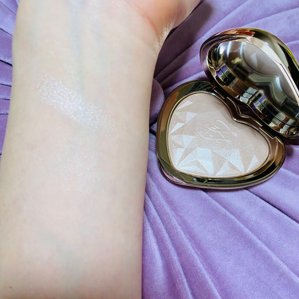 ラブ ライト ハイライター|too Facedの口コミ Too Faced ラブライトハイライター ブラインデッド バイ ザ ライト By