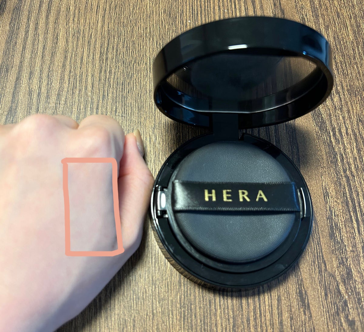 ブラッククッション|heraの使い方を徹底解説 【使った商品】heraブラッククッション By Choco Lips