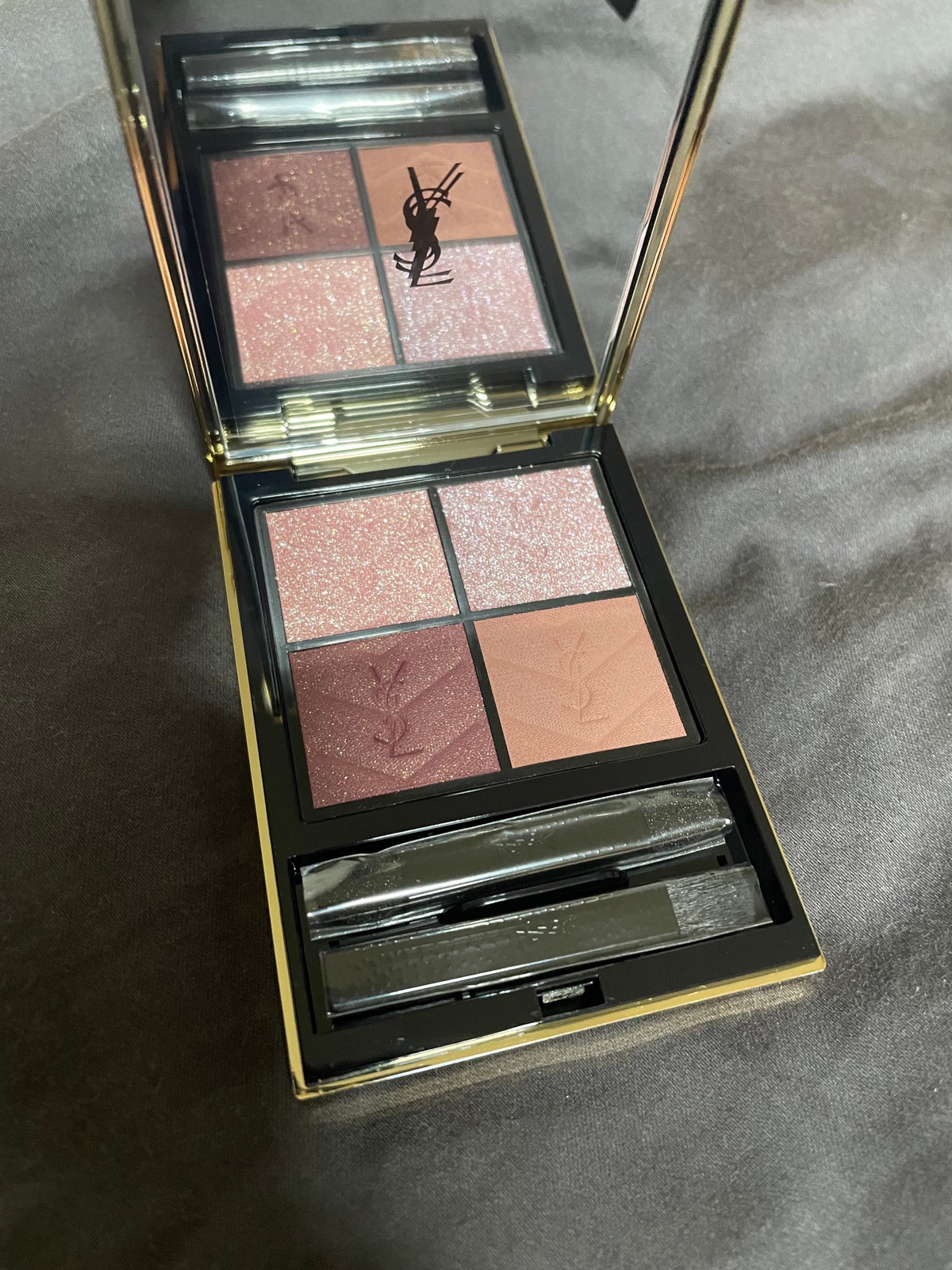 クチュール ミニ クラッチ|yves Saint Laurent Beauteの口コミ Yves Saint Laurent Beaute