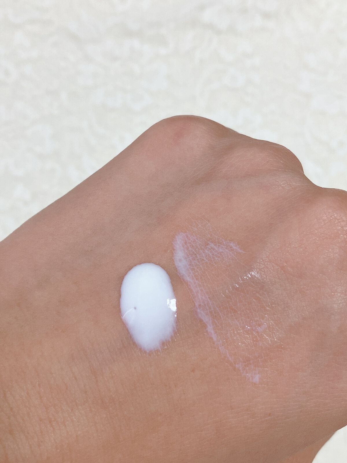 朝用スキンコンディショナー Uvミルク|cezanneの効果に関する口コミ 混合肌におすすめの日焼け止め・uvケア! 本音でガチレビュー
