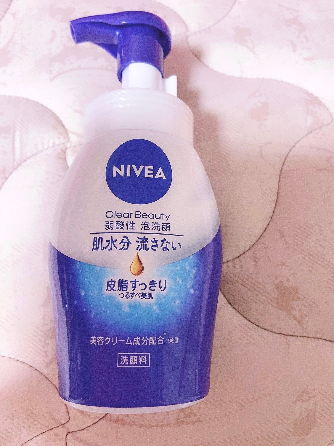 ニベア クリアビューティー弱酸性泡洗顔 皮脂すっきり|ニベアの口コミ 皮脂をすっきり洗い上げる弱酸性泡洗顔料。 By もーちゃん脂性肌