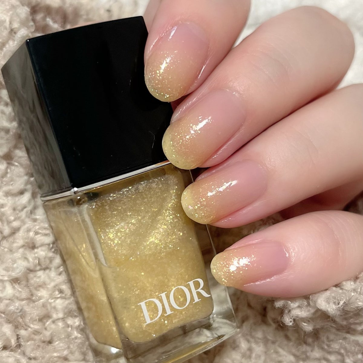 【限定マニキュア】ディオール ヴェルニ|diorの口コミ ディオールホリデー限定トップコートのみでしあげました。 By Rabbit乾燥