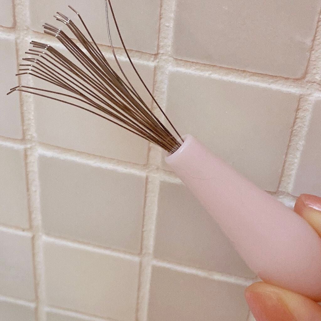 ヘアーブラシクリーナー|キャンドゥの口コミ 超優秀!100均で買えるおすすめヘアケアグッズ!ヘアブラシに髪の毛やホコリが絡みついてない