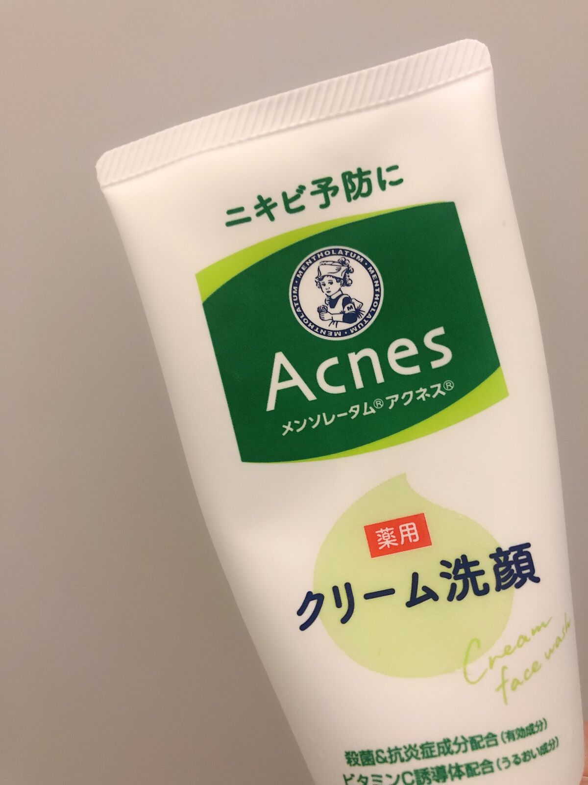メンソレータムアクネス 薬用クリーム洗顔|メンソレータム アクネスの口コミ 背中が肌荒れしてしまったので、 By なつみ混合肌30代