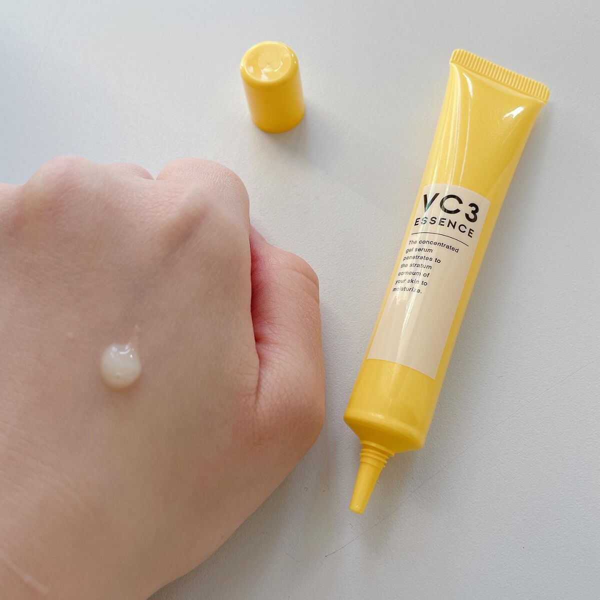 毛穴フォーカスVC VC3エッセンス｜pdcの口コミ - 化粧水で保湿した後に使います。 by あすみん(乾燥肌/30代後半) | LIPS