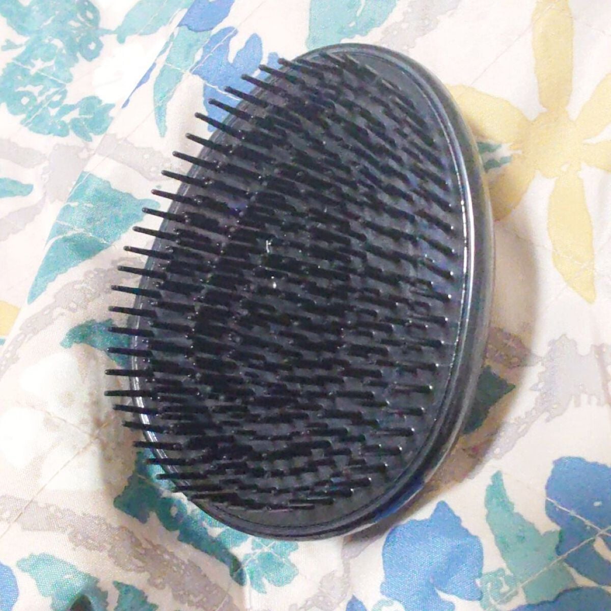 たまご型ヘアブラシ|セリアの口コミ 手のひらサイズの手に馴染むたまご型ヘアブラシ By ハズレくん普通肌20代前半 Lips