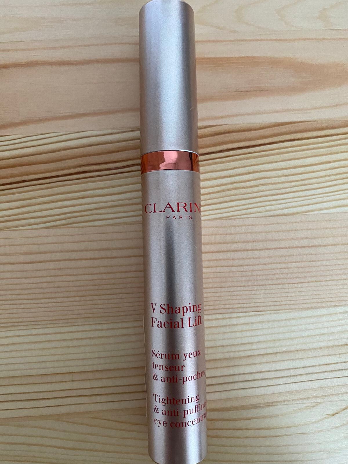 グラン アイ セラム V|clarinsの口コミ「乾燥肌におすすめのアイケア・アイクリーム!clarins グラン アイ セラム V