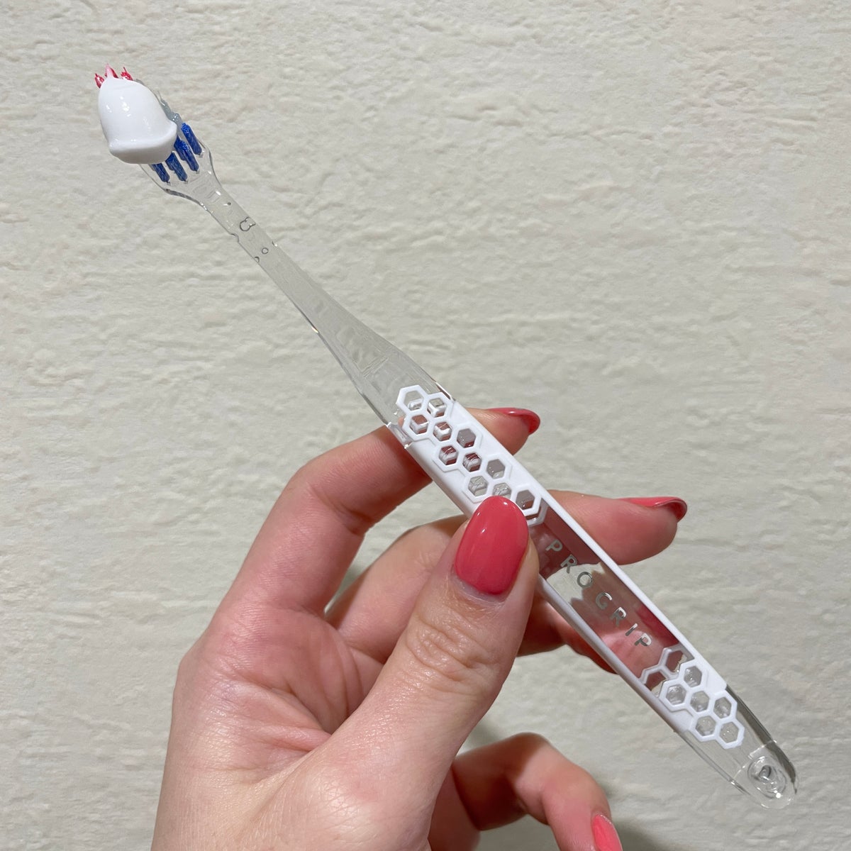 プログリップハブラシ TypeⅡ|エビスの口コミ TypeⅡは歯の表面ツルツル トリプルラバー毛が By Niiikocham混合肌