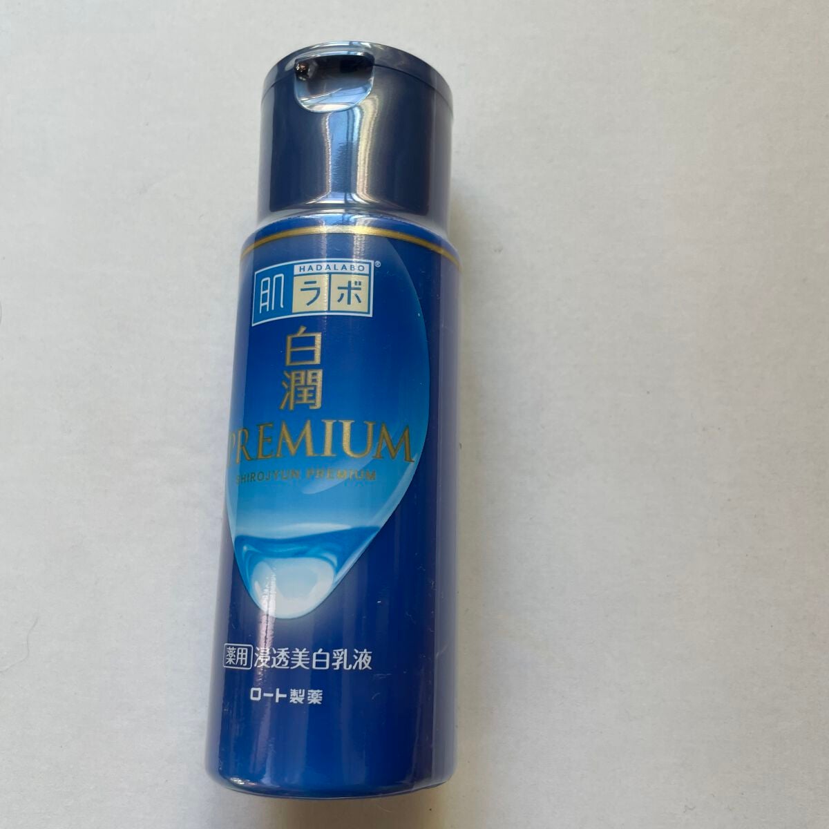 白潤プレミアム 薬用浸透美白乳液 140ml(ボトル)|肌ラボの口コミ「肌ラボ 白潤プレミアム 薬用浸透美白乳液140ml 」 By
