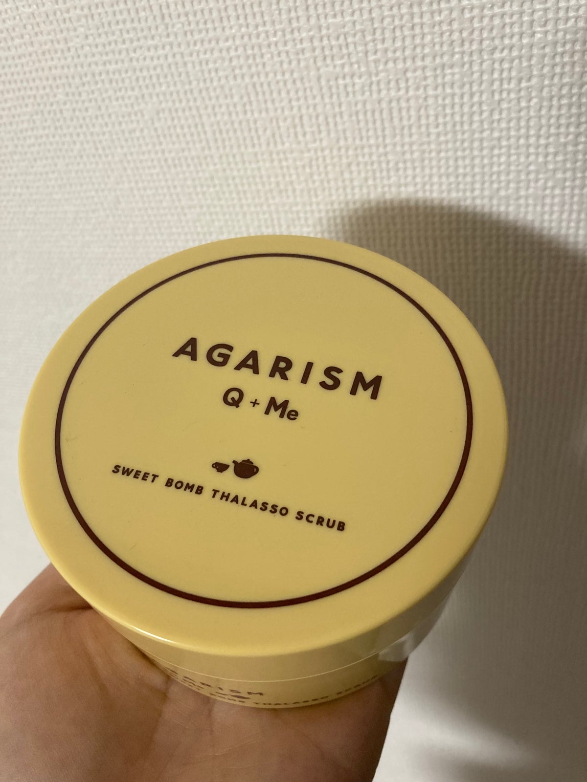 Qme スウィートボムタラソスクラブレモンティーの香り|agarismの口コミ 肌がつるすべになります! 黄色が可愛いパケです! By