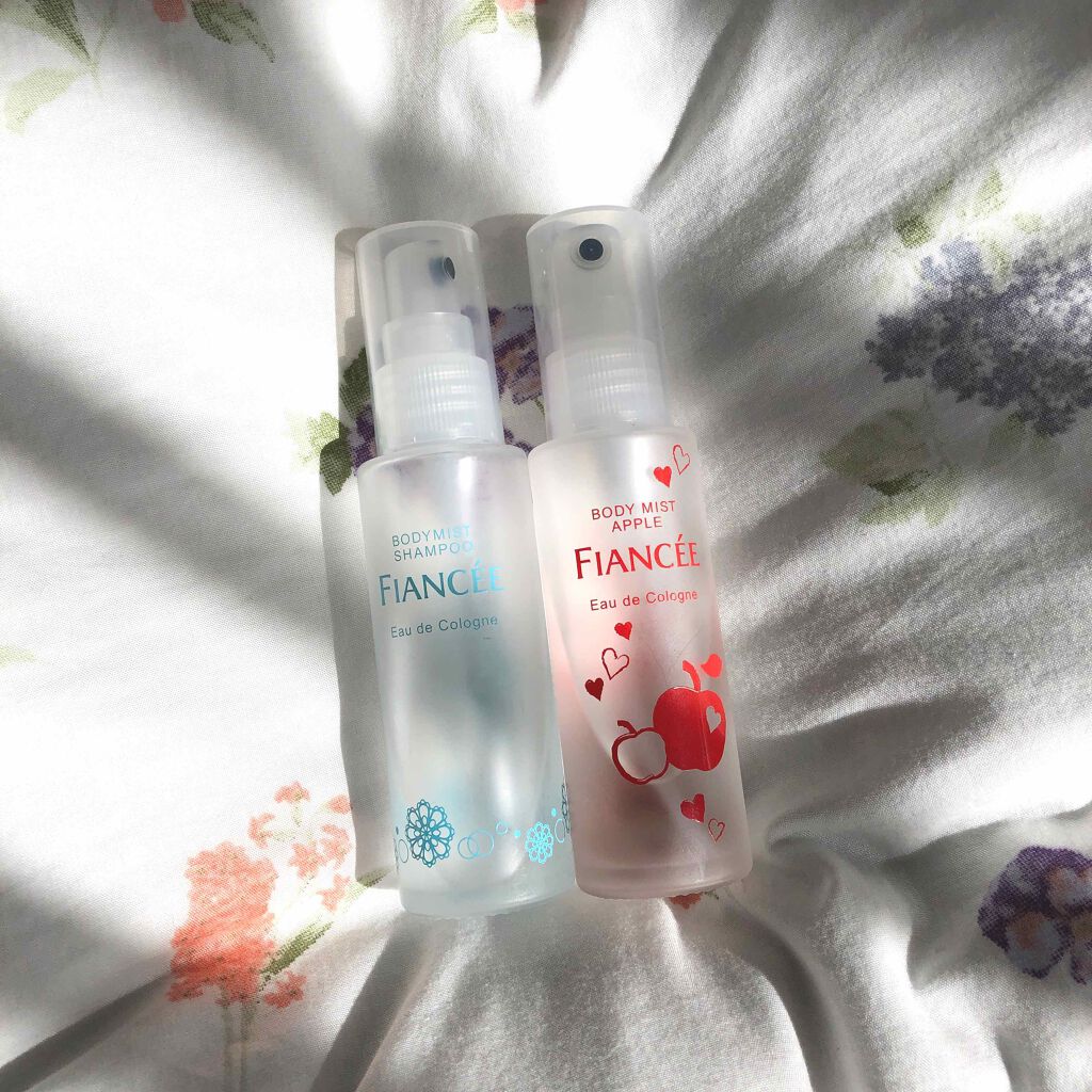 フィアンセの香水レディース ボディミスト ピュアシャンプーの香り他、2商品を使った口コミ フィアンセ ボディミスト 写真左 ピュア