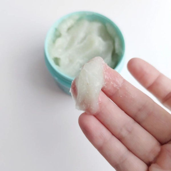 フットスクラブおすすめ10選!プチプラアイテムやドラッグストアで買えるアイテムも Lips