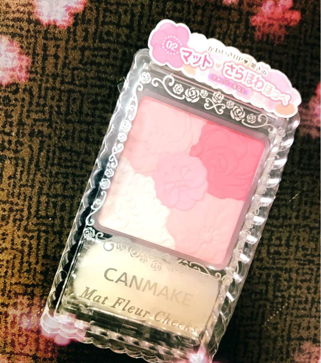 マットフルールチークス|キャンメイクの口コミ「キャンメイクのマットなチークです💗 」 By り し ゃ ん ♡混合肌20代前半 Lips