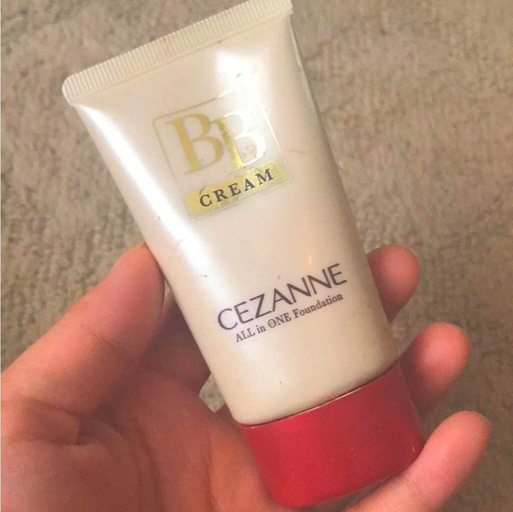 Bbクリーム|cezanneの口コミ「のびはいいですがべたべたのこるのでファンデ」 By 아 카 리 ♡🐼脂性肌20代前半 Lips